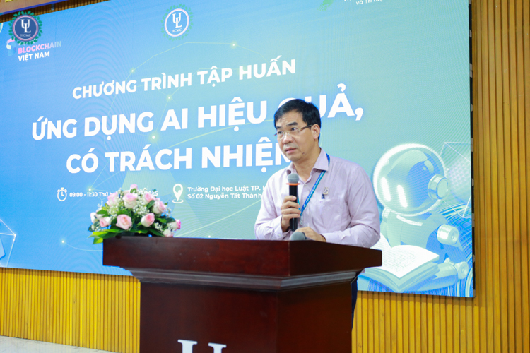 Trường Đại học Luật TP.HCM tổ chức Chương trình tập huấn “Ứng dụng AI hiệu quả, có trách nhiệm”